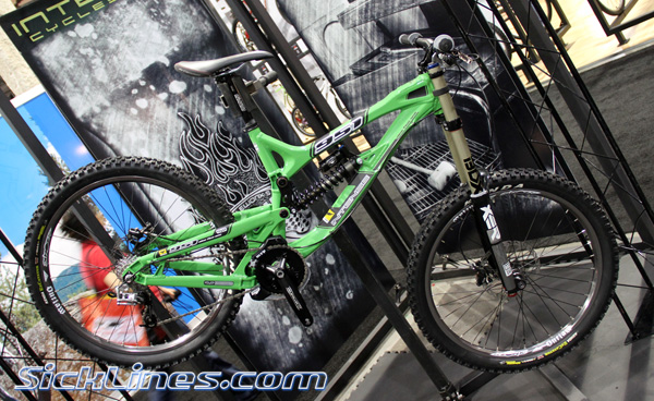 2010 Interbike: 2011 Intense Cycles 951
